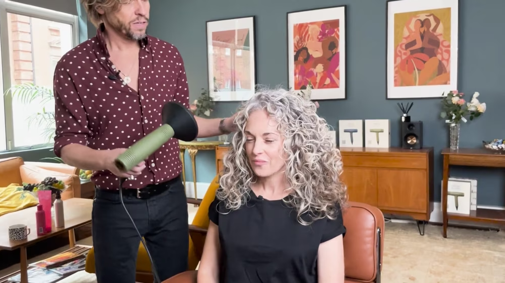 Curl coil + definition masterclass | Watch + Lea | mdlondon